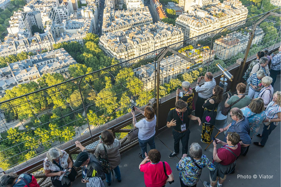 Paris: Eiffel Tower Elevator Tour with Optional Cruise | Alle Travel